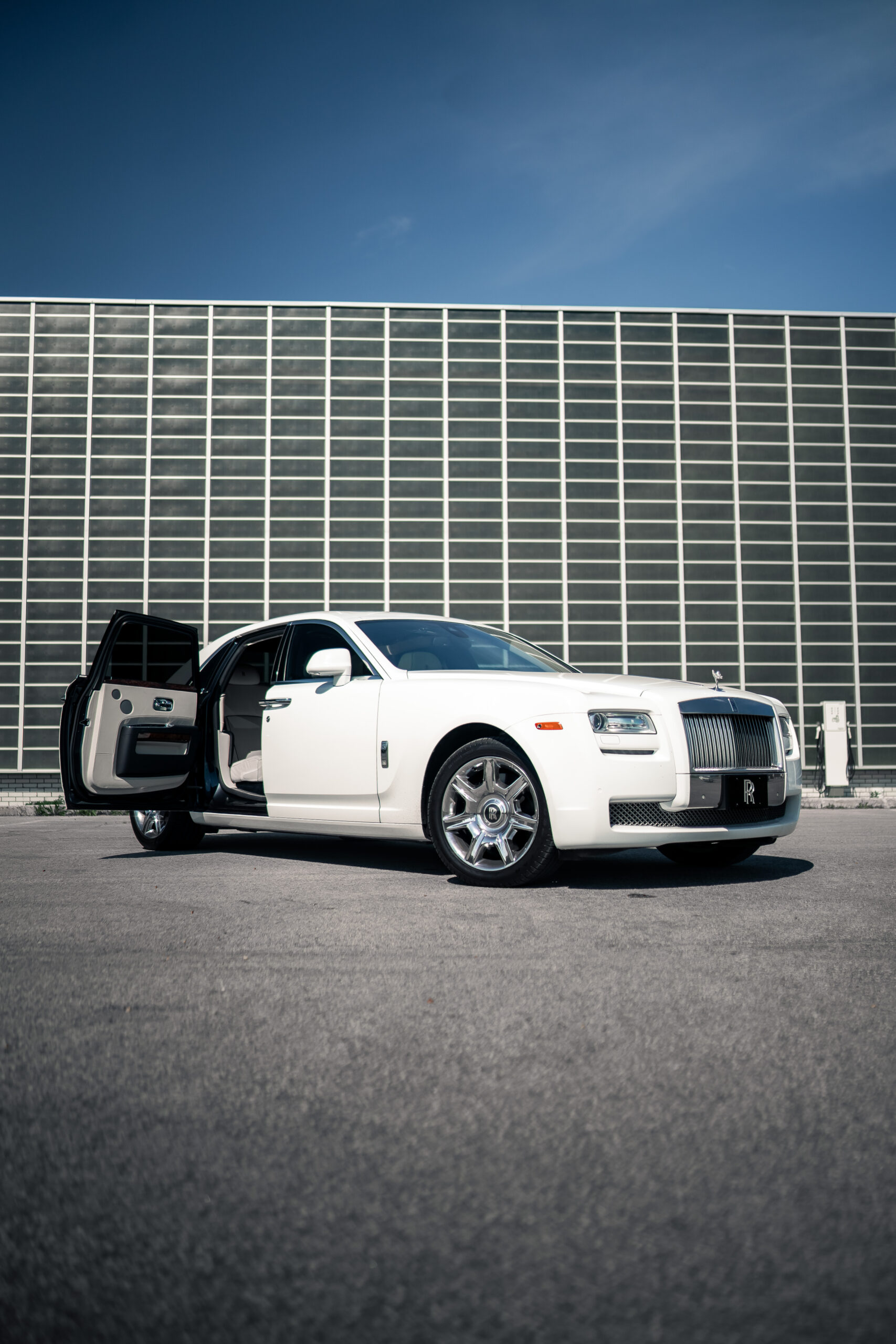 Rolls Royce Ghost - Link Limousines