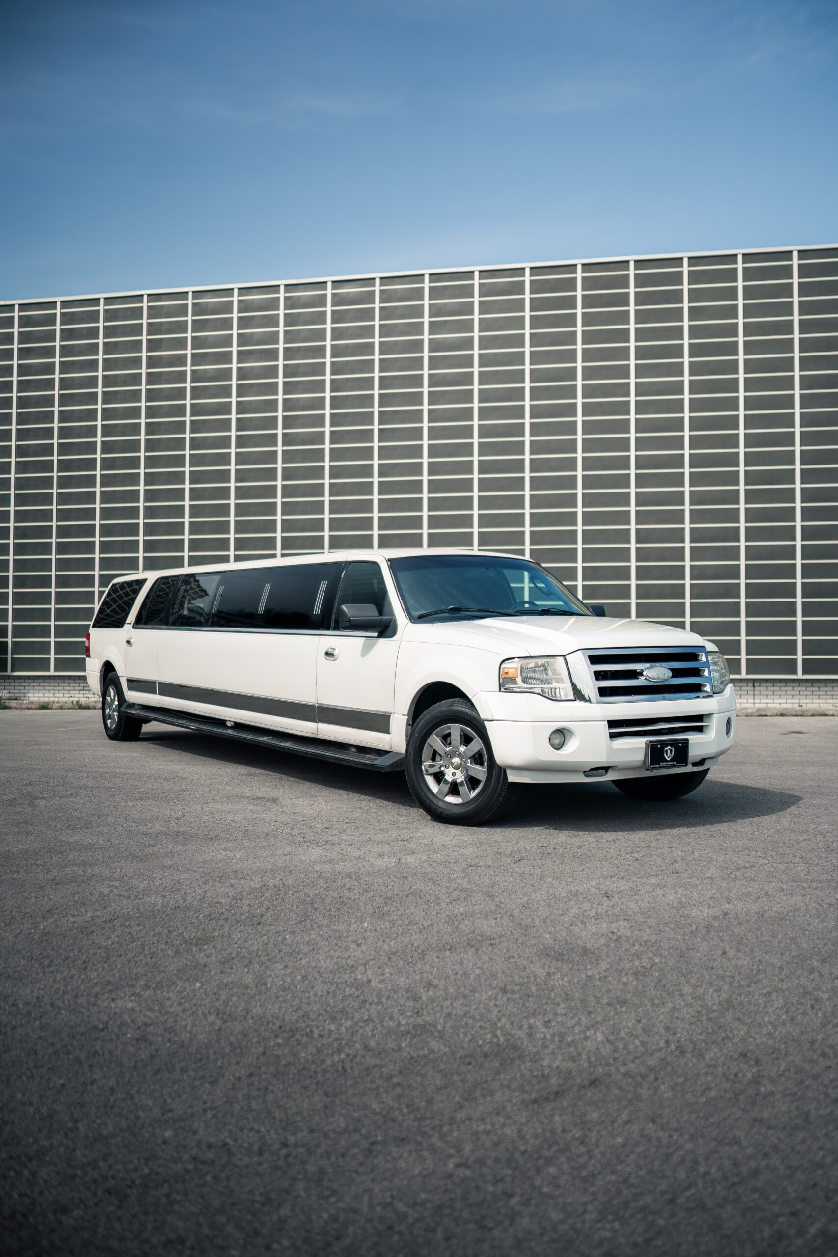 Ford Expedition Stretch Limo - Link Limousines